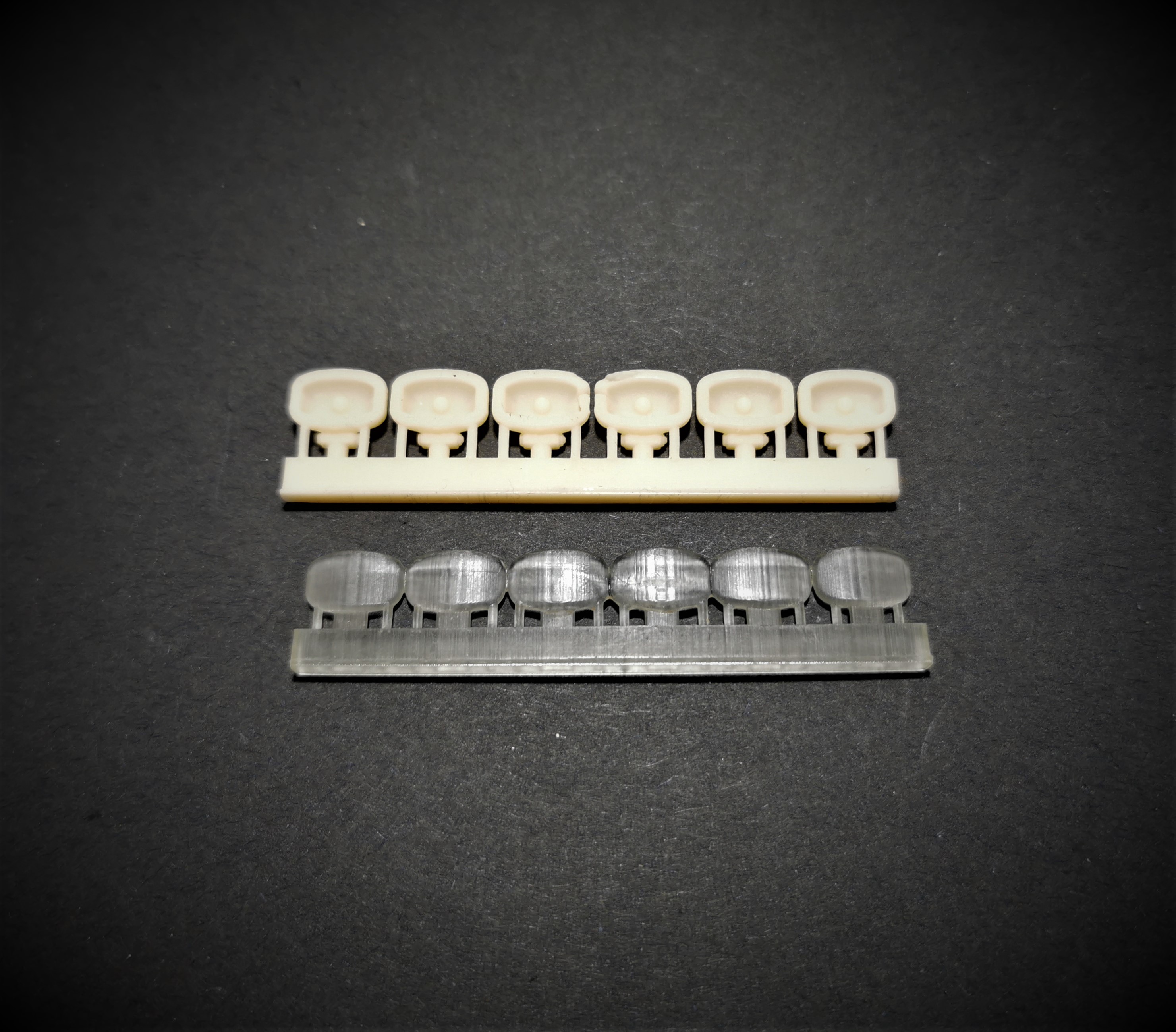 Hella Jumbo 320 FF Extralights Oval 6-pack - Nordictruckdetails.com