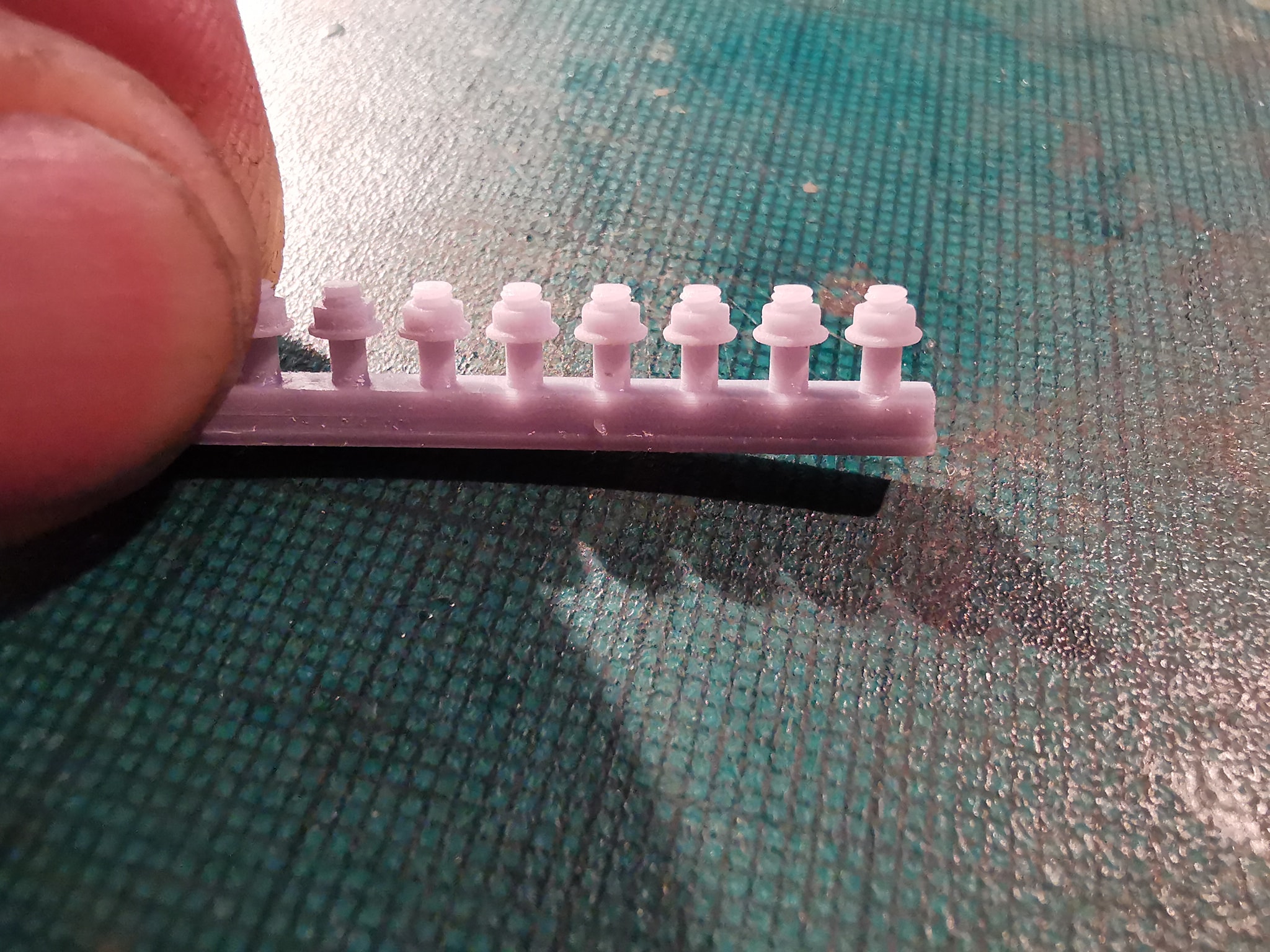 Nuts with thread and washer to our rims - Nordictruckdetails.com