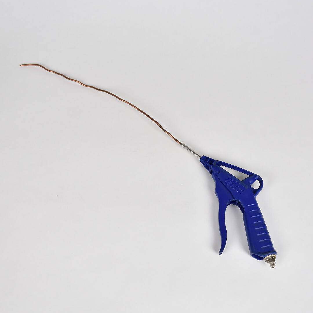 Helium spray gun - Löwener Vacuumservice AB