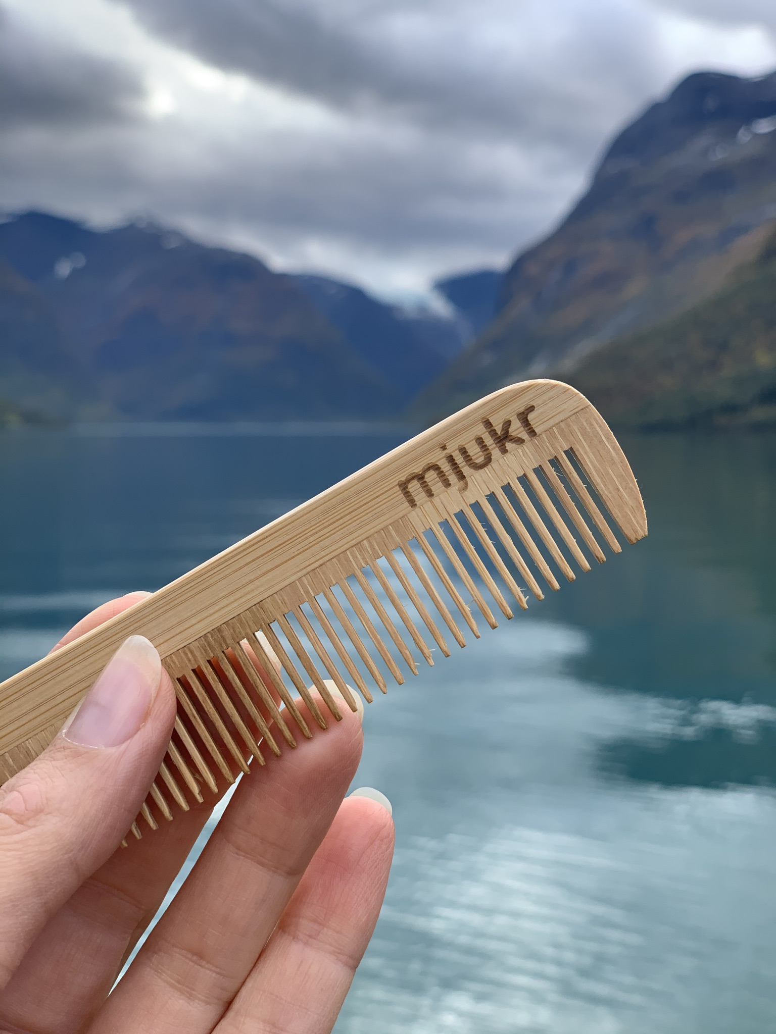 mjúkr NORWAY Hårkam i bambus - GreenSpirit.no