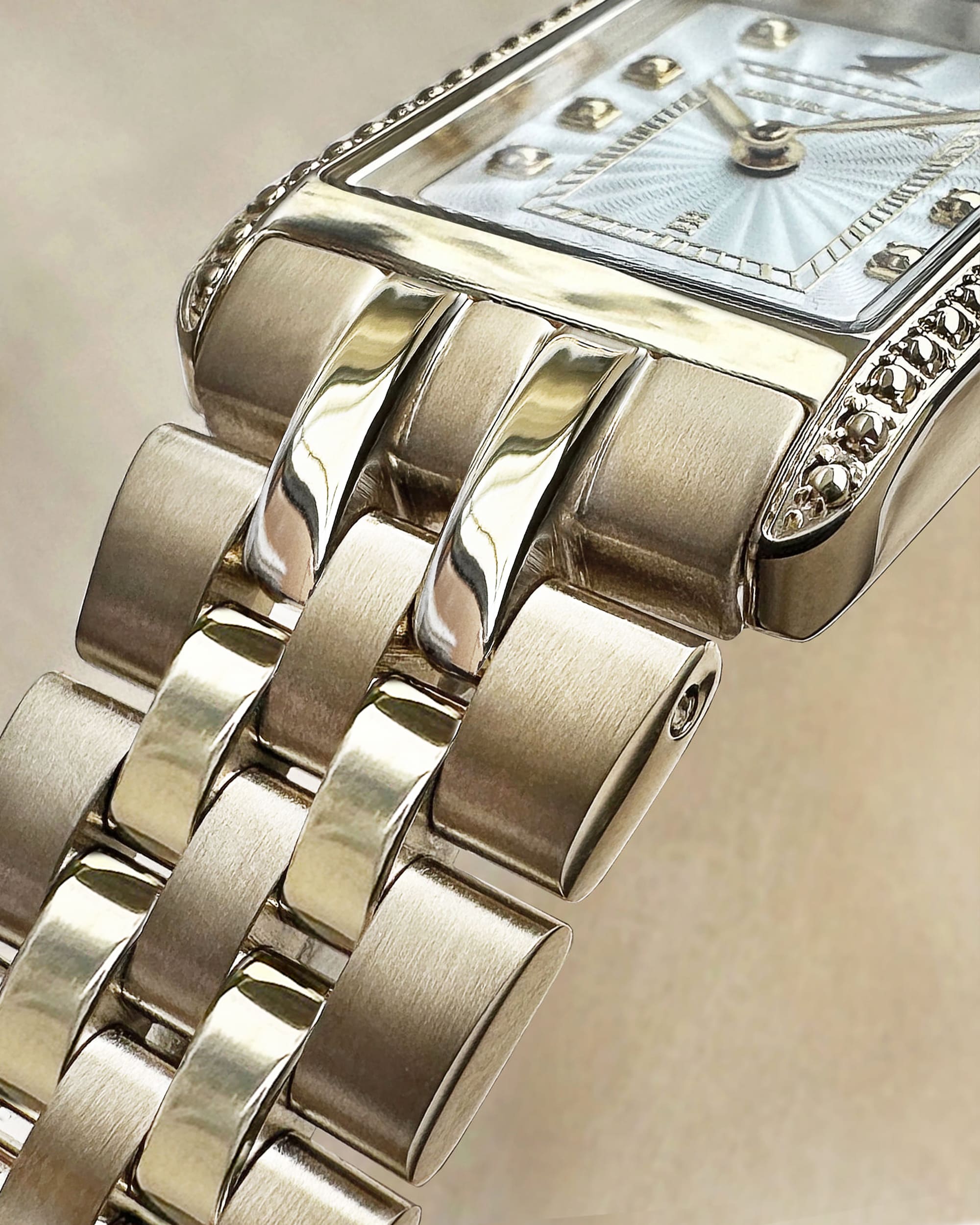 H&B Gala, Gold & White - Hexter & Baines