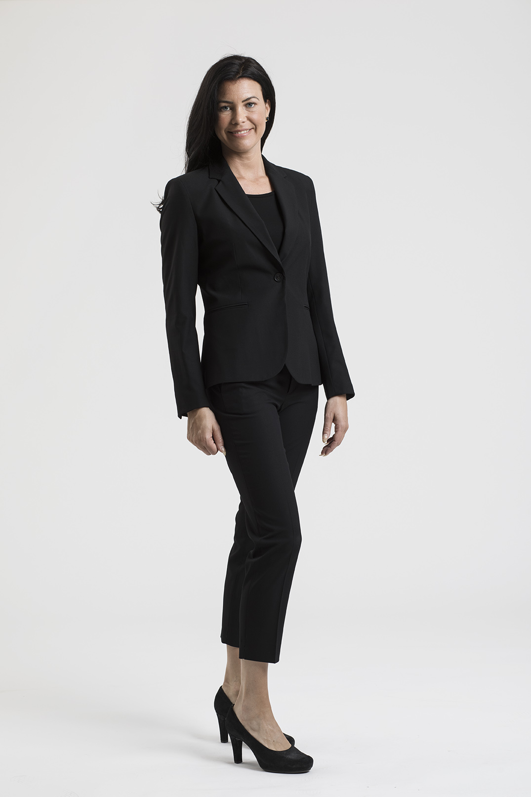 Round Hill Uniforms - Hospitality, Hotel, Bar & Restaurant Uniforms ...