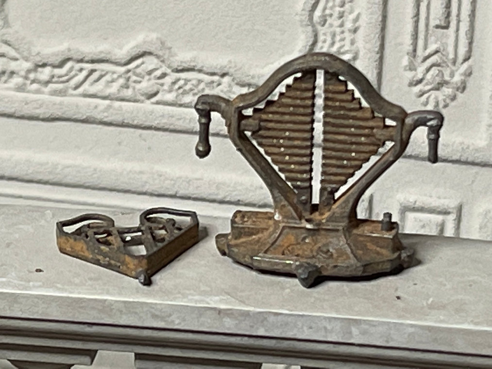 Toaster - unfinished metal - from Alison Davies - Miniatyrskatt AB