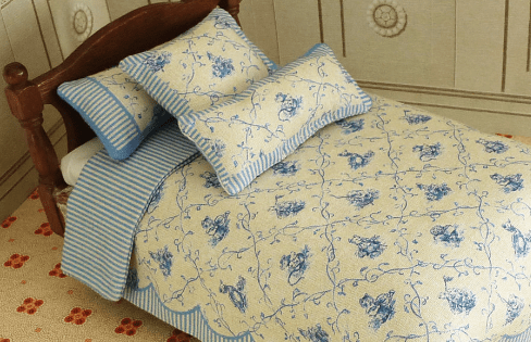 Bäddset beatrix - kit att sy från Les Chinoiseries - Miniatyrskatt AB