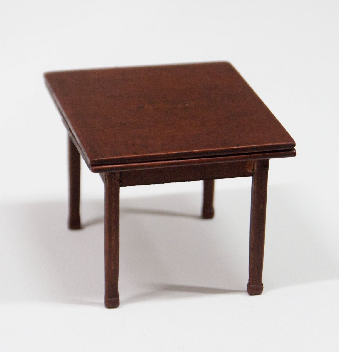 Apple table - kit - Miniatyrskatt AB