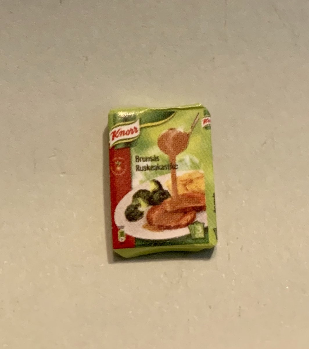Package brown sauce - Miniatyrskatt AB