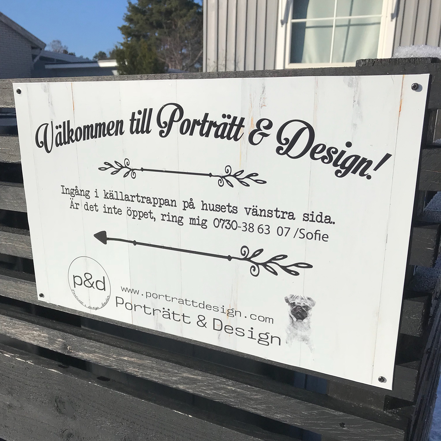 Skyltar utomhus text - portrattdesign.com
