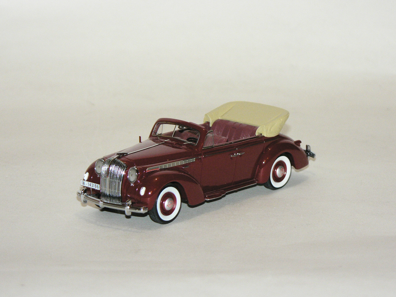 GL Modellbilar AB - Opel Admiral Convetible -1938 1:43 Neo