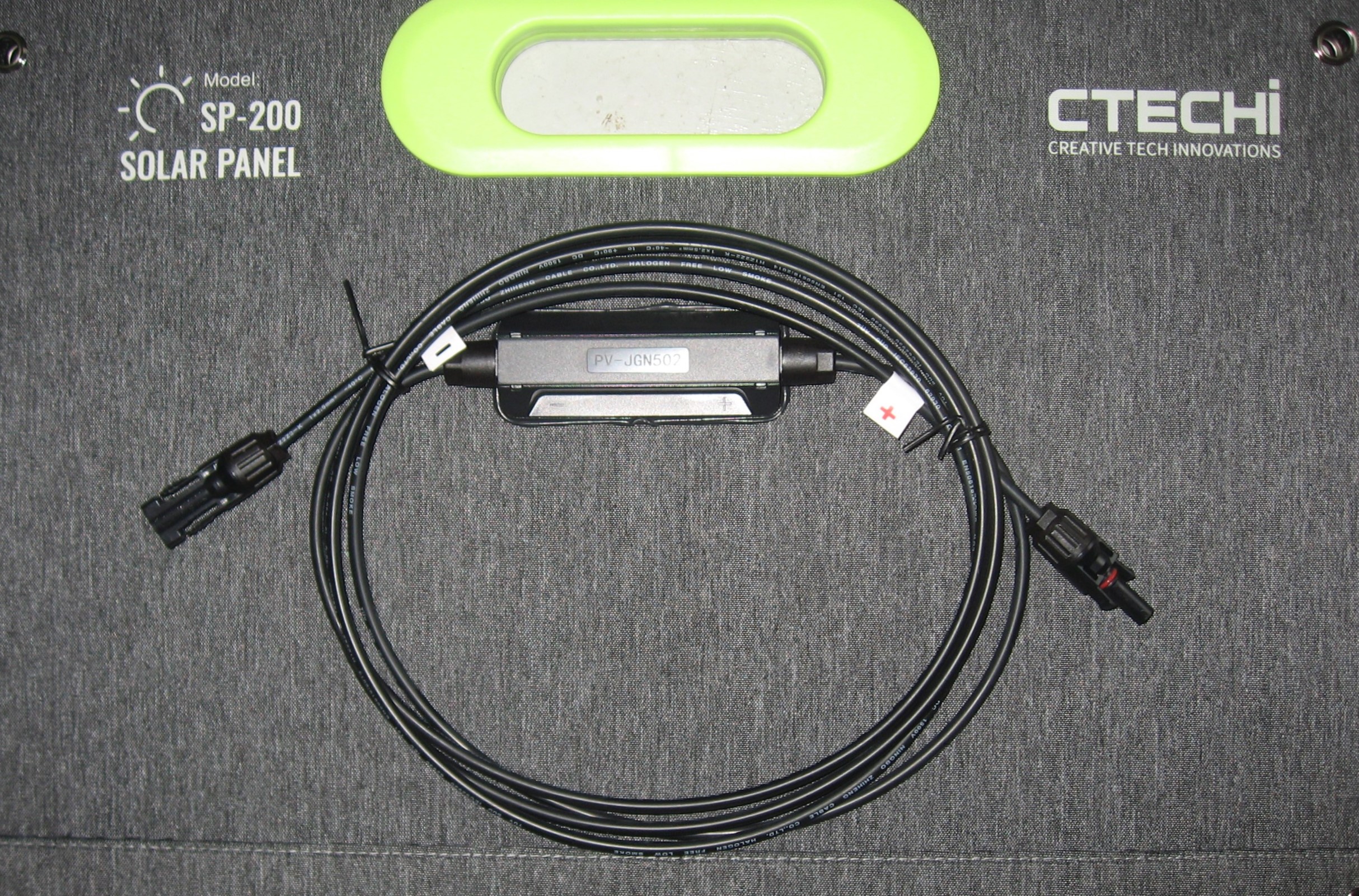 Solpanel portabel, vikbar 200W - CTECHi - Solcellsel.se