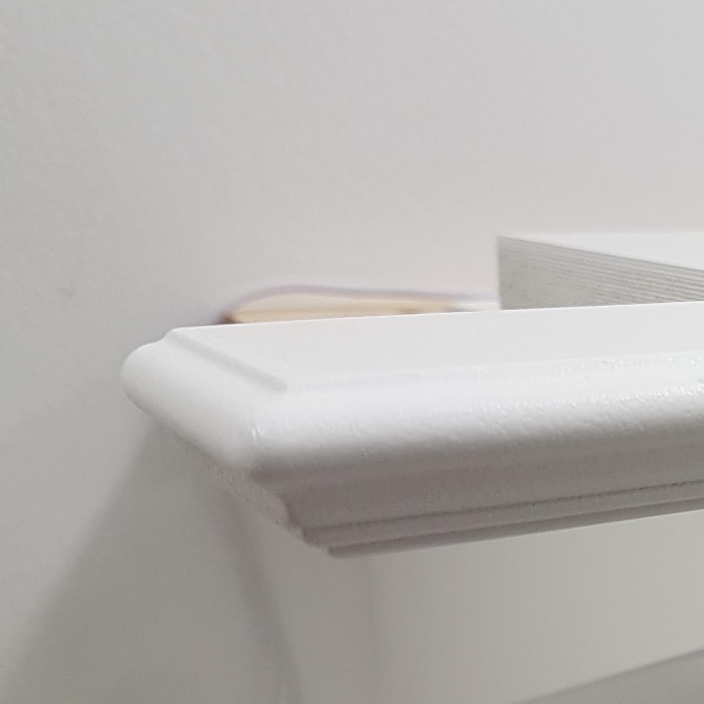 Vinduskarm hvit Nitten tidløs - Vinduskarm.no