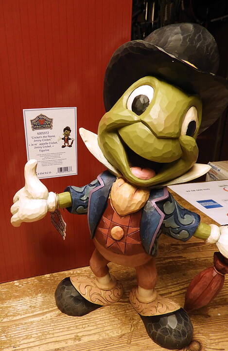 Disney Benjamin Syrsa stor av Jim Shore - Domestic Present & JanKer ...