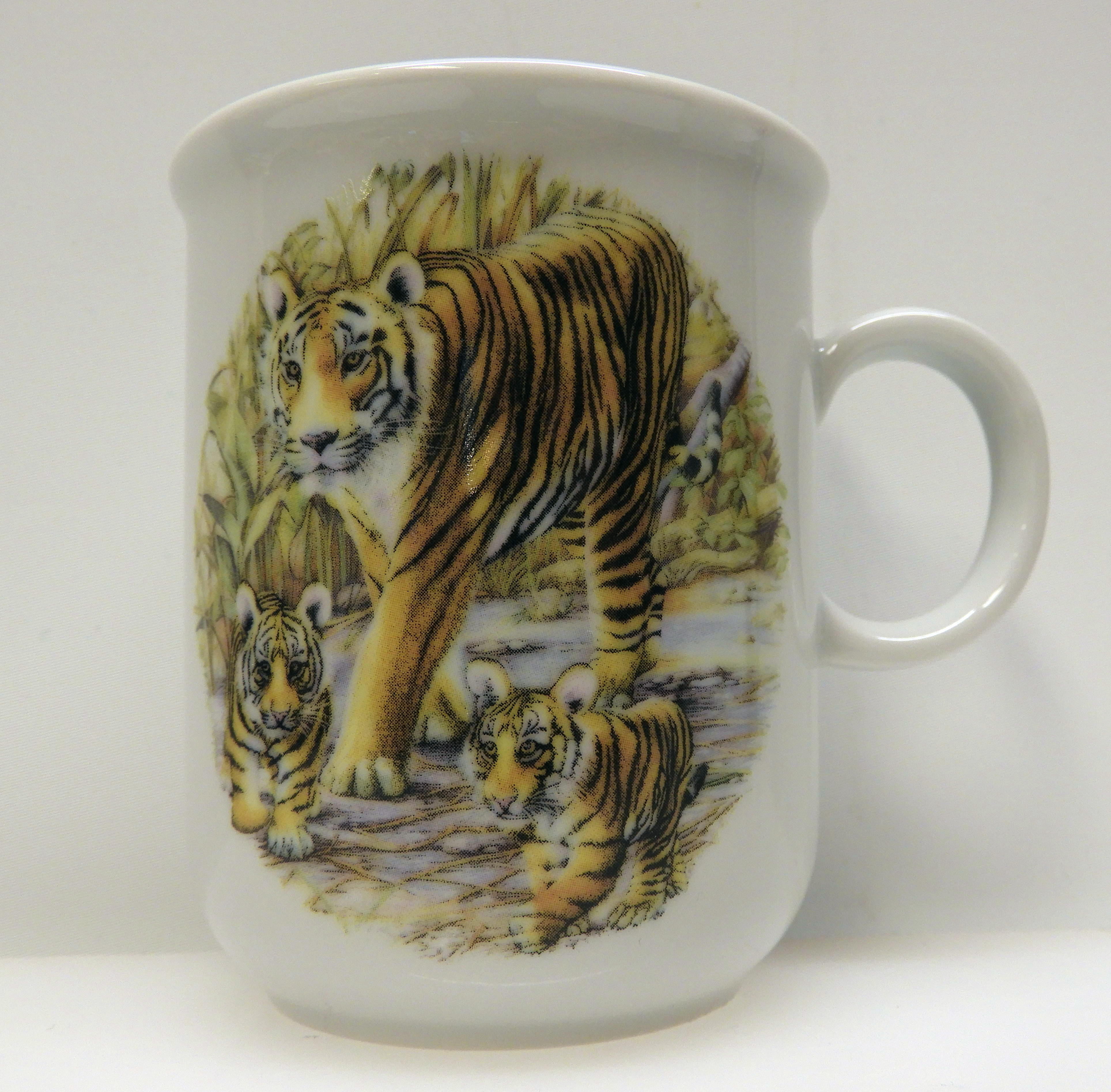 2 st. Kaffe, te muggar Tigrar - Domestic Present & JanKer Ridsport