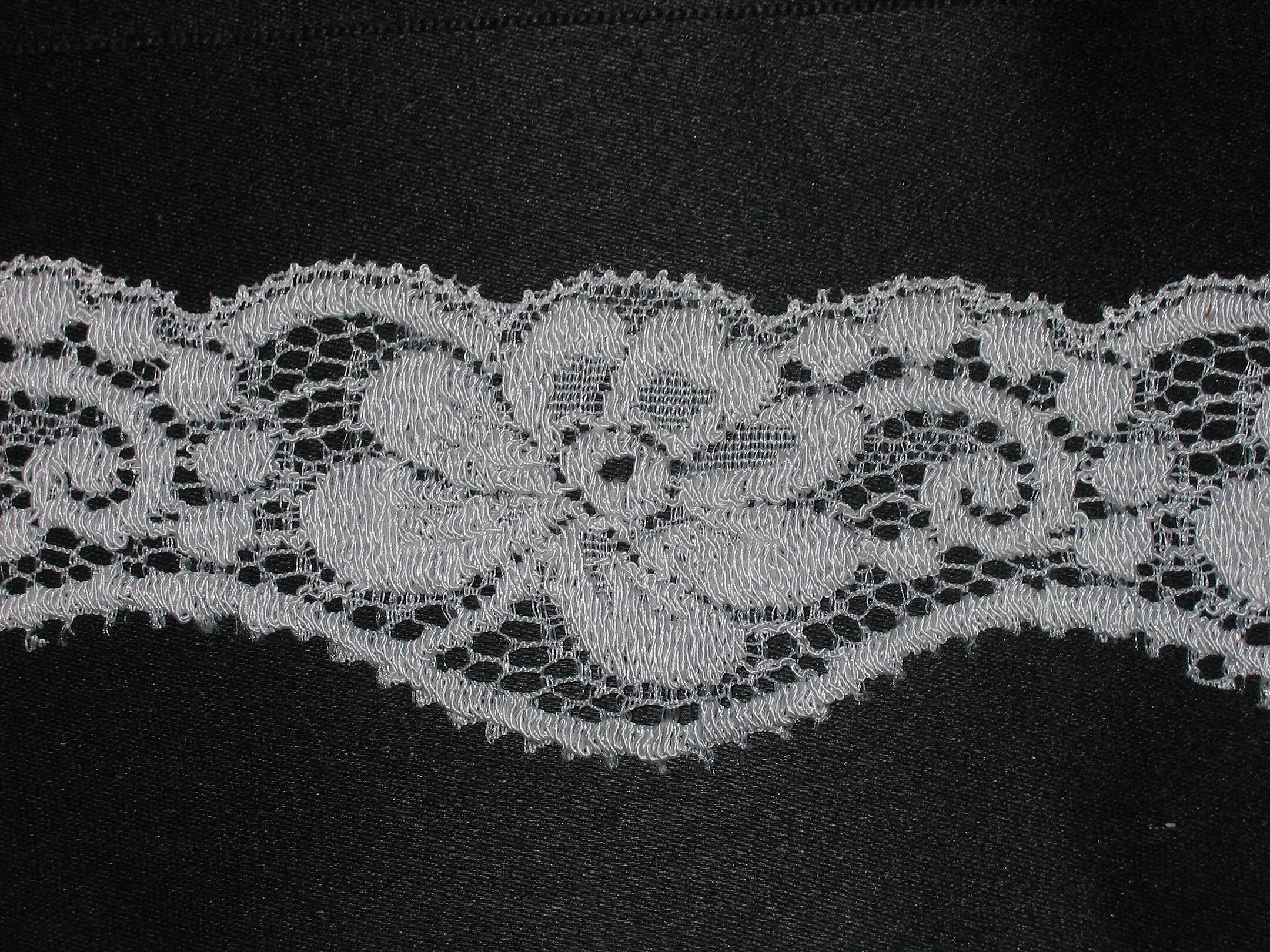 Vit spets 45 mm - Hobbyteket