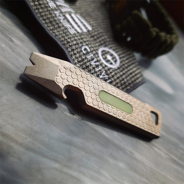 Maratac - Glow PryX Mini Multi-Tool Titanium Pry Bar - Slims.se ...