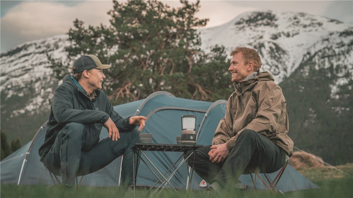 Robens Geographic High Glowing Red - The General Prepper