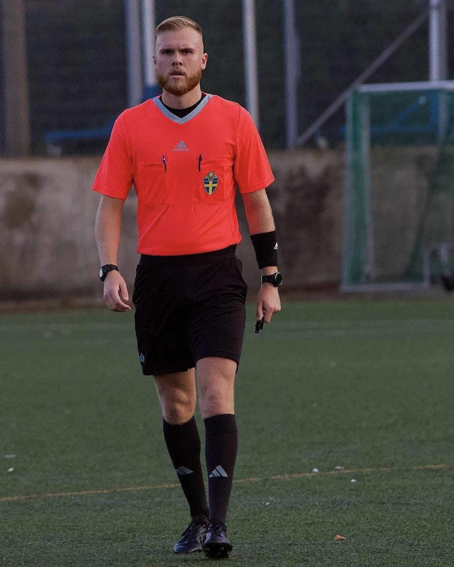 Blog: Interview with Football Referee | Spintso