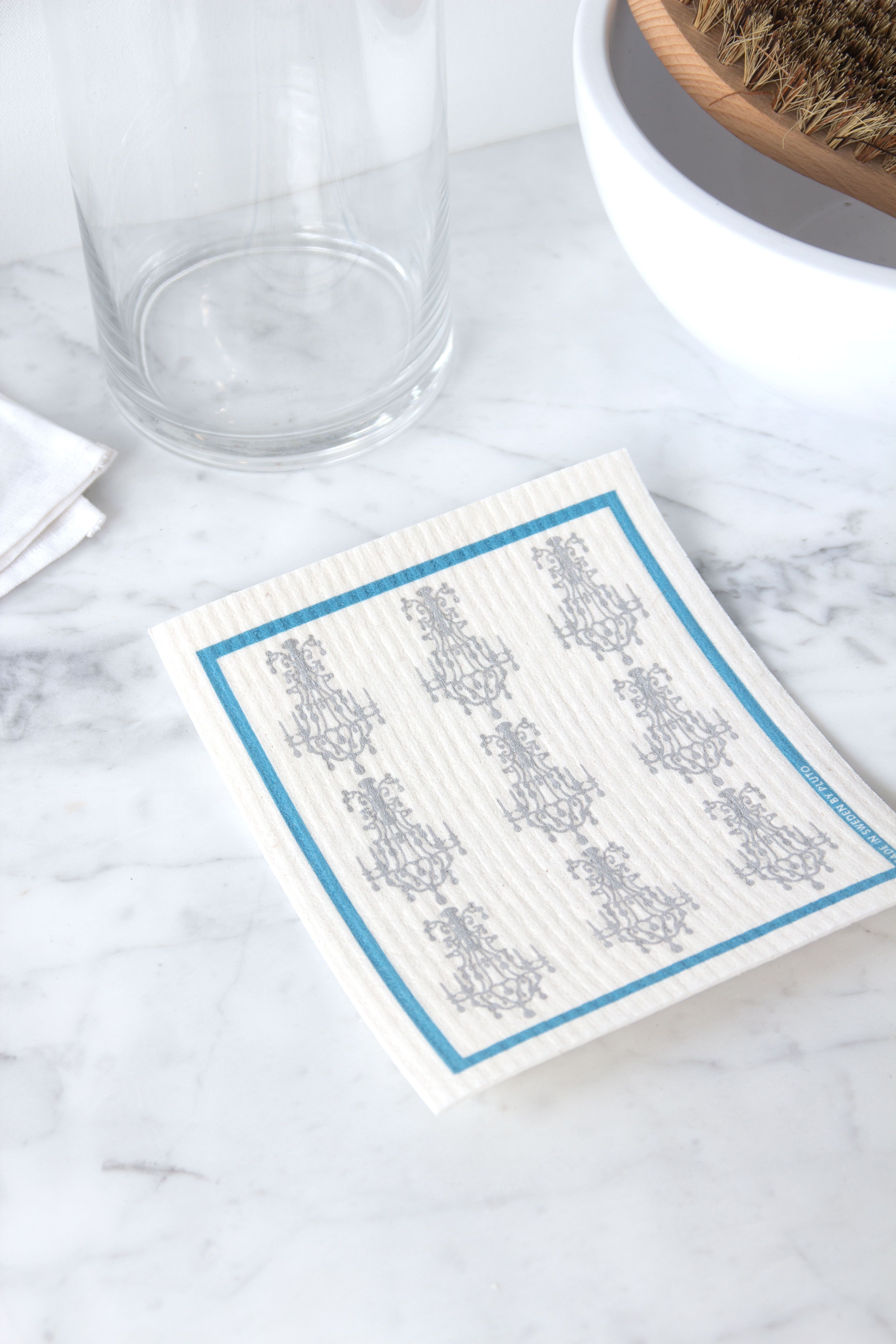 DISKTRASA KRISTALLKRONA - Pluto Design Återförsäljare